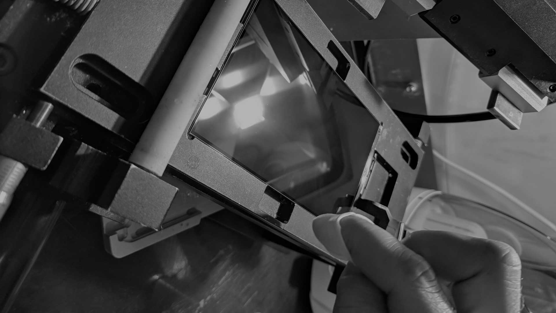 Screen Refurbishment - We Buy LCDs